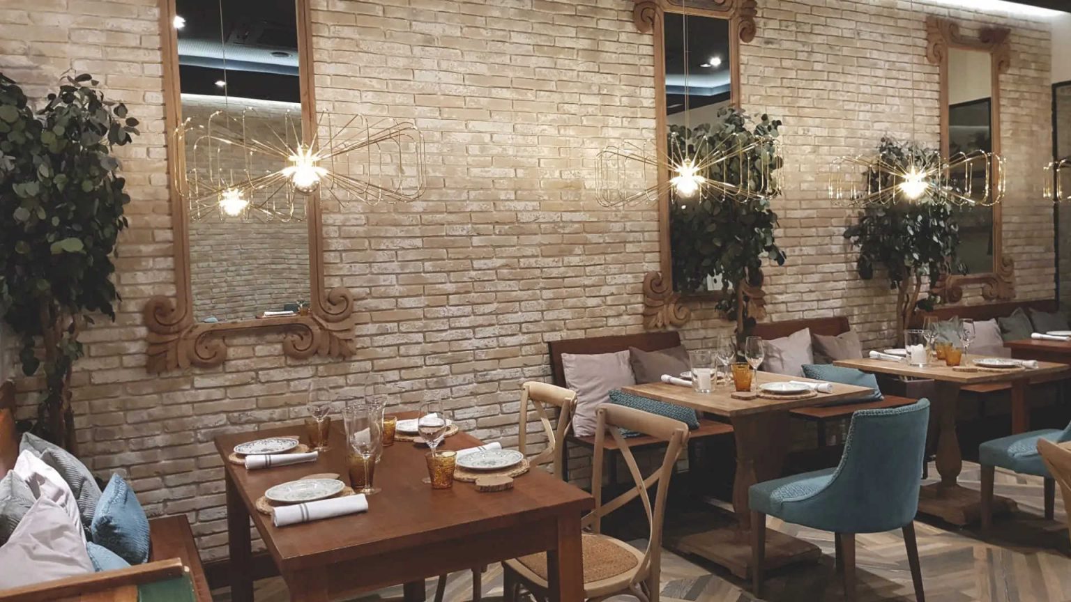 Thermostone® Experts in custom decorative artificial stone coverings.